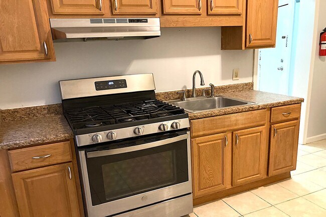 234 W 56Th St, West New York, NJ 07093 - House Rental in West New York ...