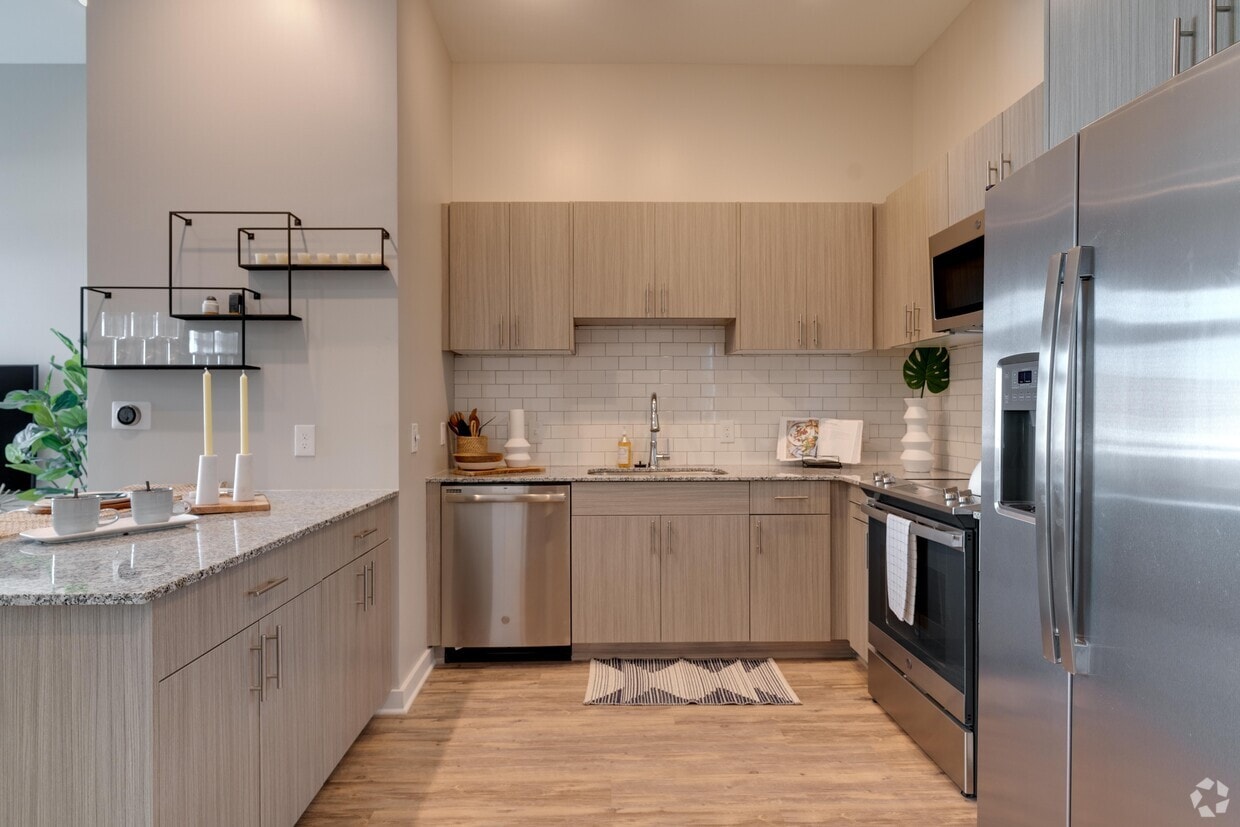 The Baxly Apartments - 630 Indian St Savannah, GA 31401 | Apartments.com