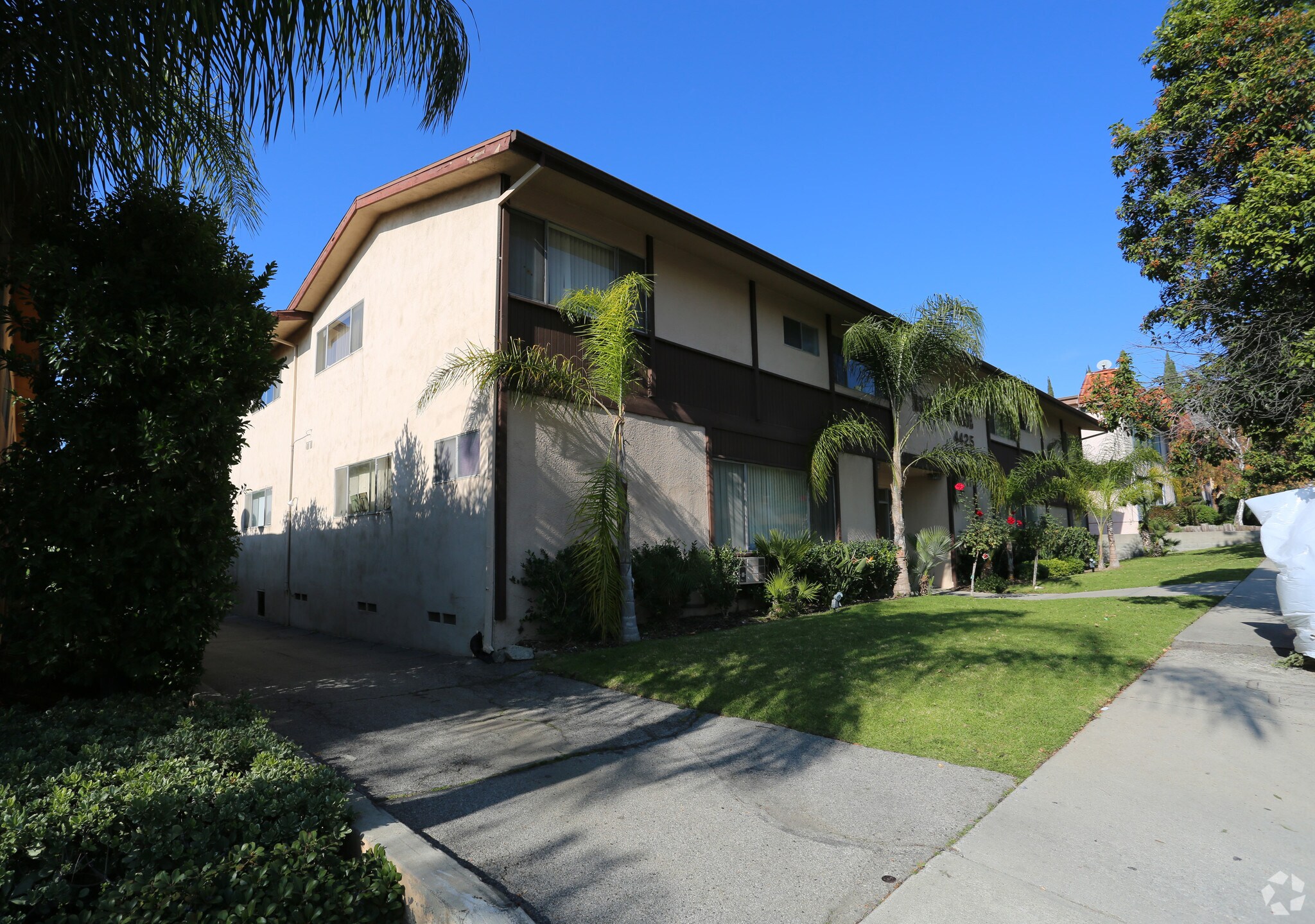 Montrose Manor - 4425 Ocean View Blvd Montrose, CA 91020 | Apartments.com
