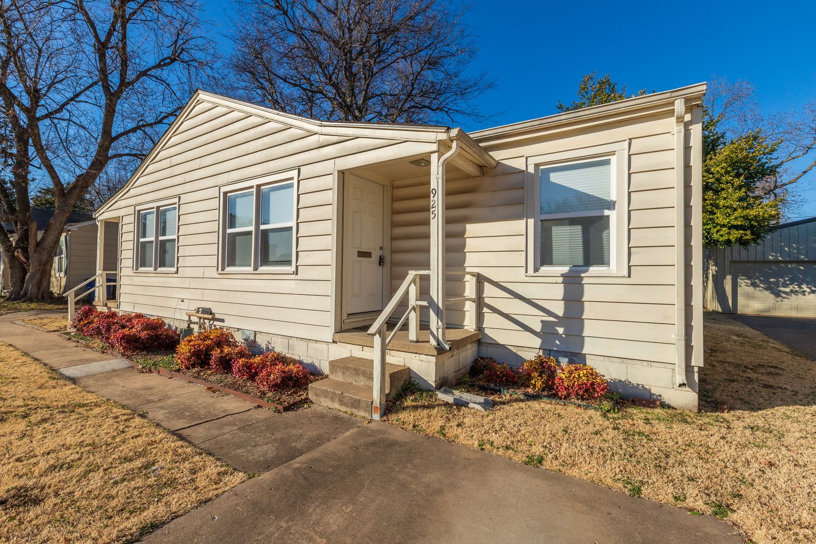 925 E 37th Pl, Tulsa, OK 74105 - House Rental in Tulsa, OK | Apartments.com