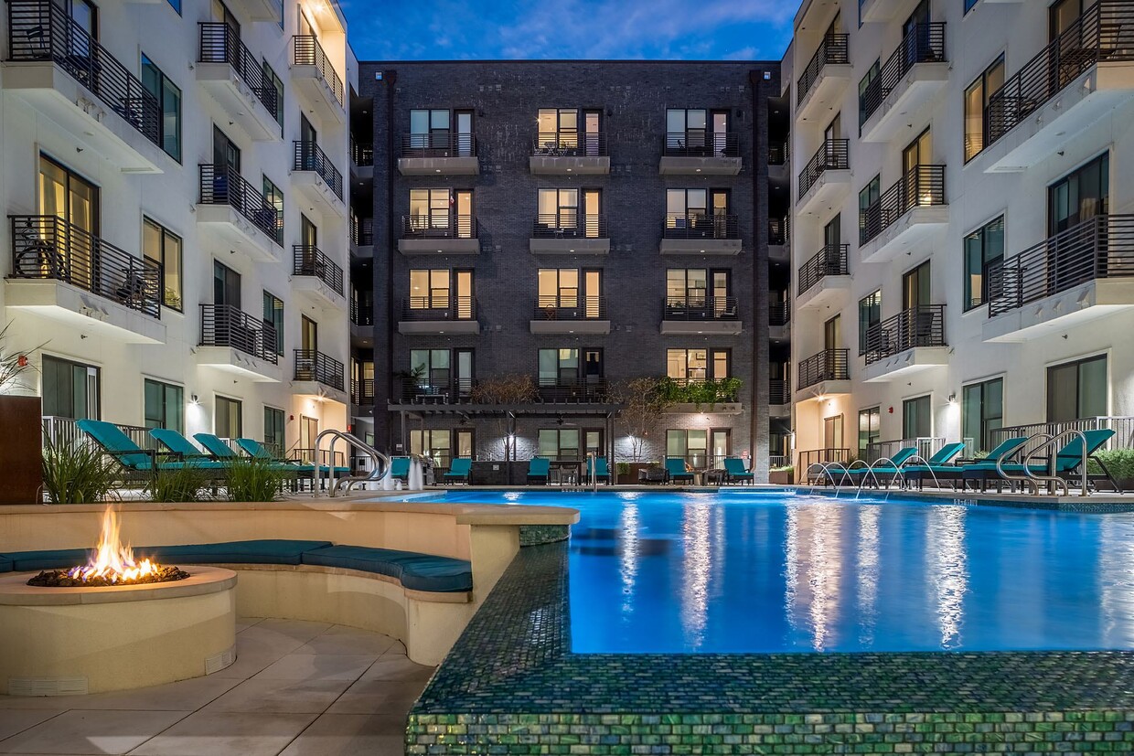 The Clark - 1301 W 5th St Austin, TX 78703 | Apartments.com