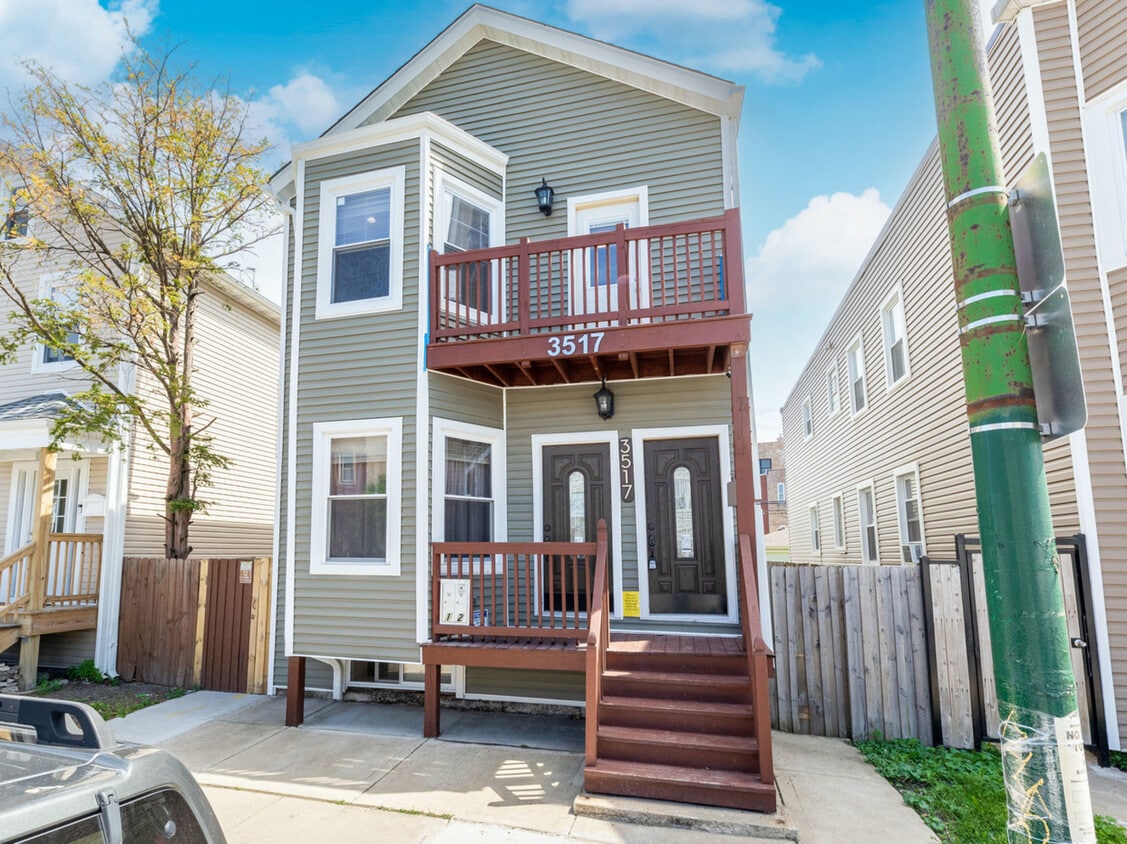 3517 W Diversey Ave, Chicago, IL 60647 - House Rental in Chicago, IL ...