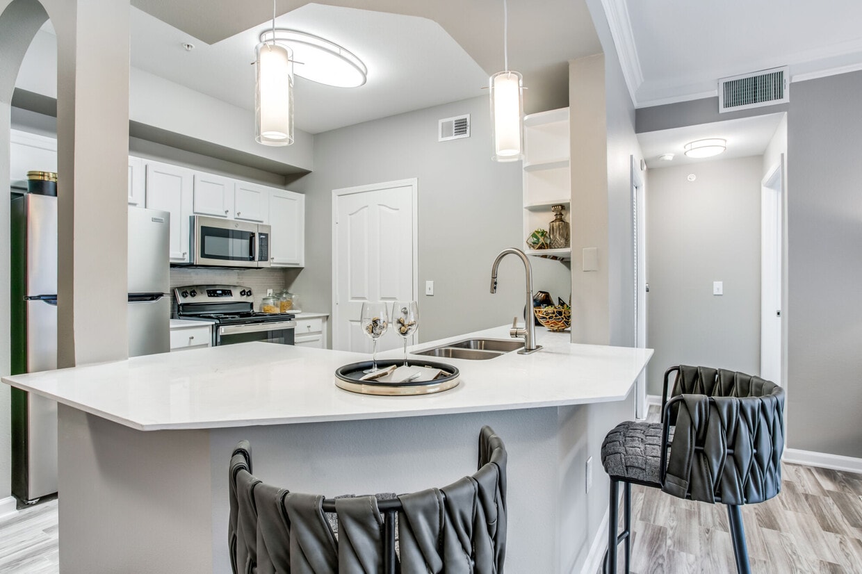 Vista 121 - 2241 S State Highway 121 Lewisville, TX 75067 | Apartments.com