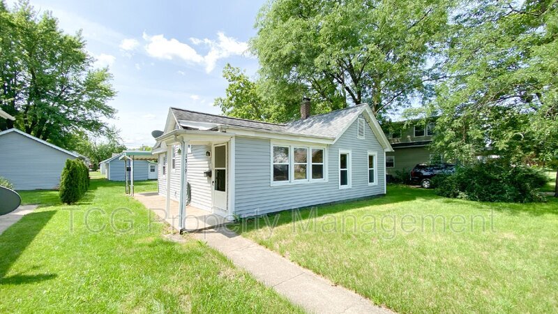 1319 W Madison St, Ottawa, IL 61350 - House Rental in Ottawa, IL ...