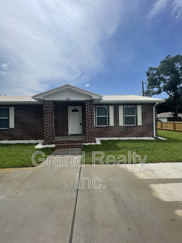 6095 Carr Rd, Milton, FL 32583 - Condo for Rent in Milton, FL ...