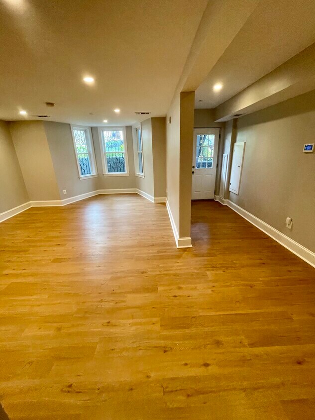 1318 T St NW, Washington, DC 20009 - Townhome Rentals in Washington DC ...