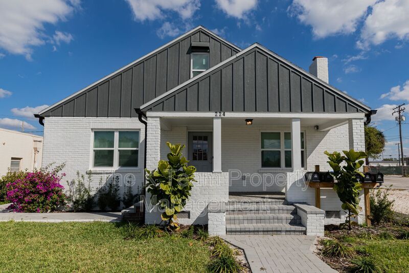 224 6th St SW Winter Haven, FL 33880 - Alquileres en Winter Haven, FL ...