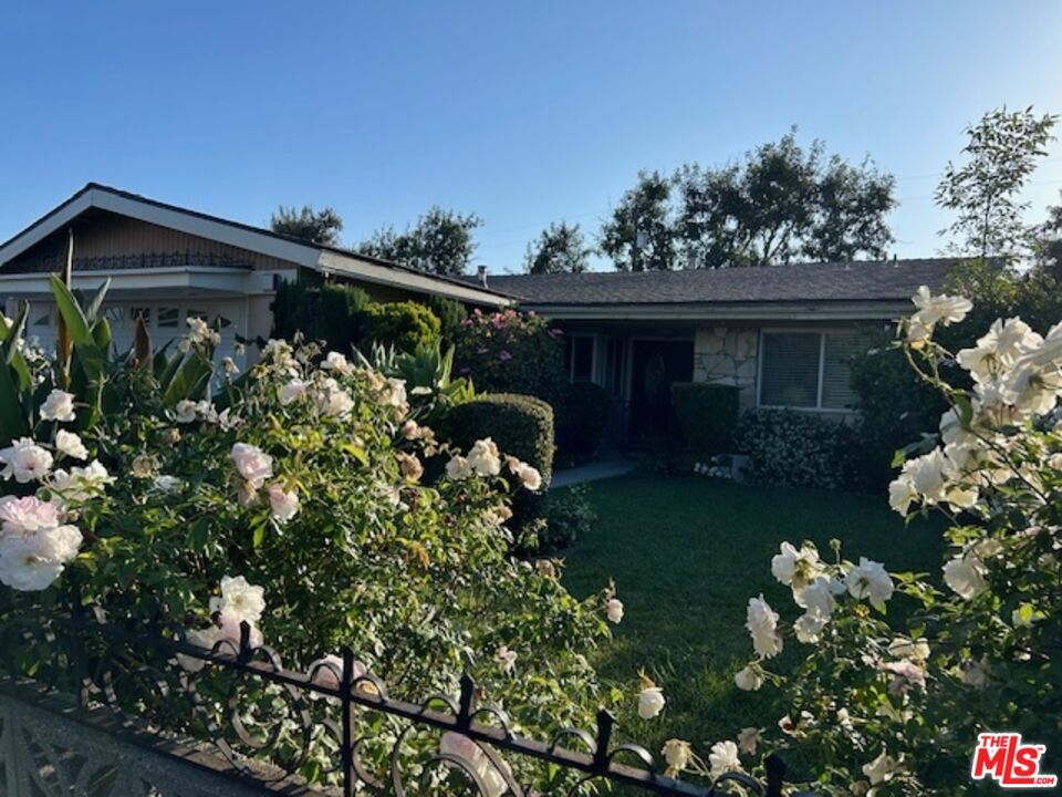 9737 Orion Ave, Los Angeles, CA 91343 - House Rental in Los Angeles, CA ...
