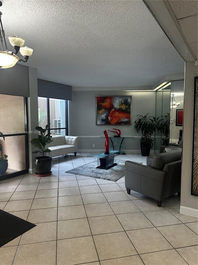 1000 St Charles Pl Unit 413, Pembroke Pines, FL 33026 - Room for Rent in Pembroke Pines, FL ...