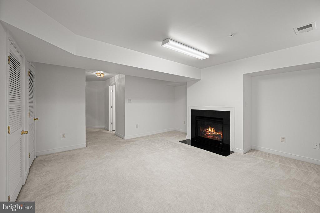 1202 Carli Ct, Catonsville, MD 21228 - Townhome Rentals in Catonsville ...