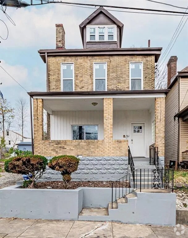 Beltzhoover Loft Apartments for Rent - Pittsburgh, PA - Updated Today ...