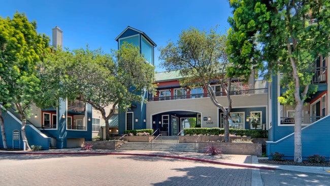 Apartments for Rent with a Walk-In Closet Near Lompico CA - Page 3 ...