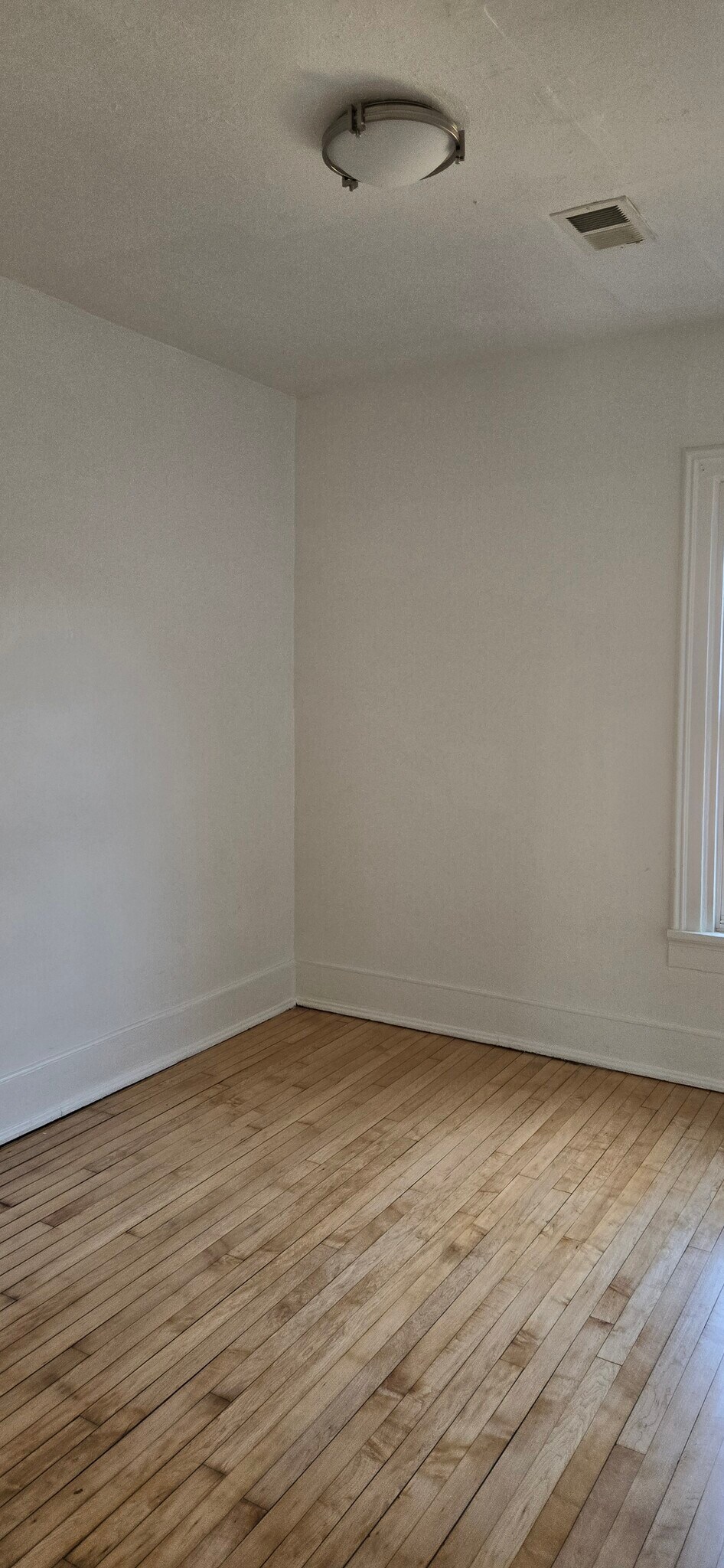 3744 W Miller Ln Unit 3744 w Miller Ln Upper, Milwaukee, WI 53208 ...