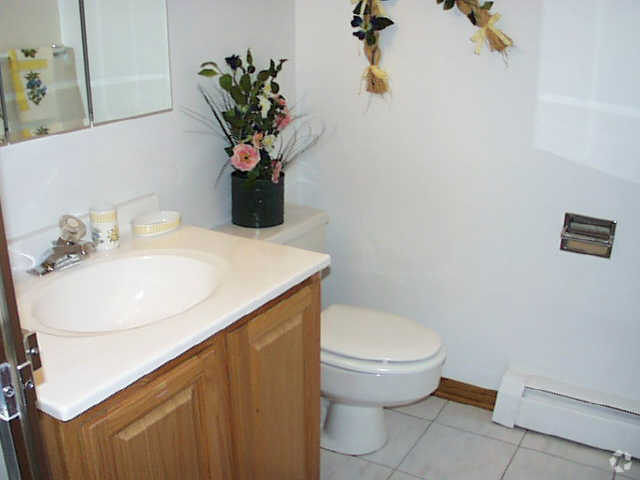 Park Ridge Commons Apartments - Des Plaines, IL | Apartments.com