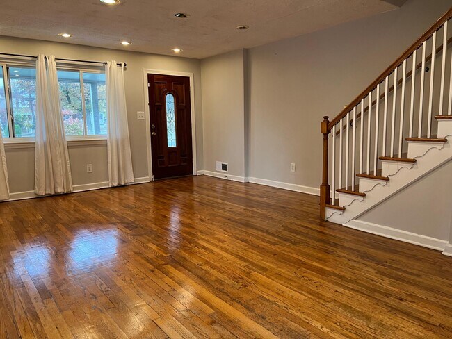 5119 South Dakota Ave NE, Washington, DC 20017 - House Rental in ...