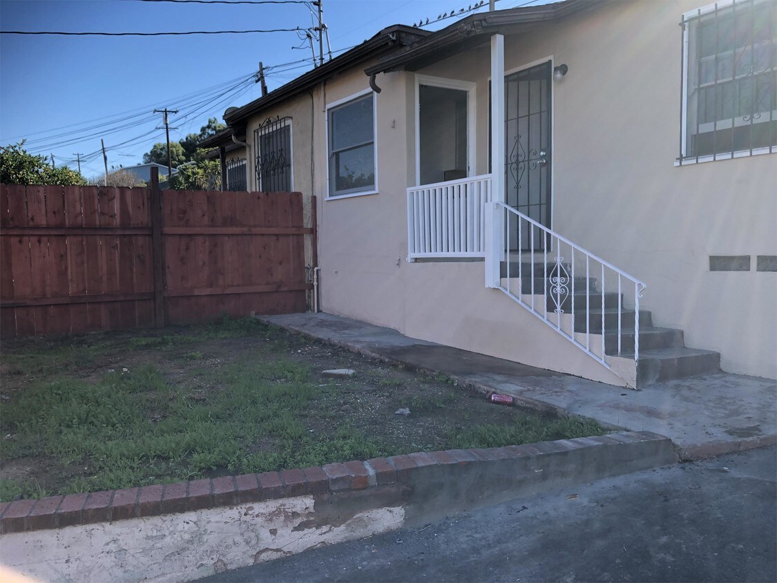 6369 Imperial Ave San Diego, CA 92114 - Alquileres en San Diego, CA ...
