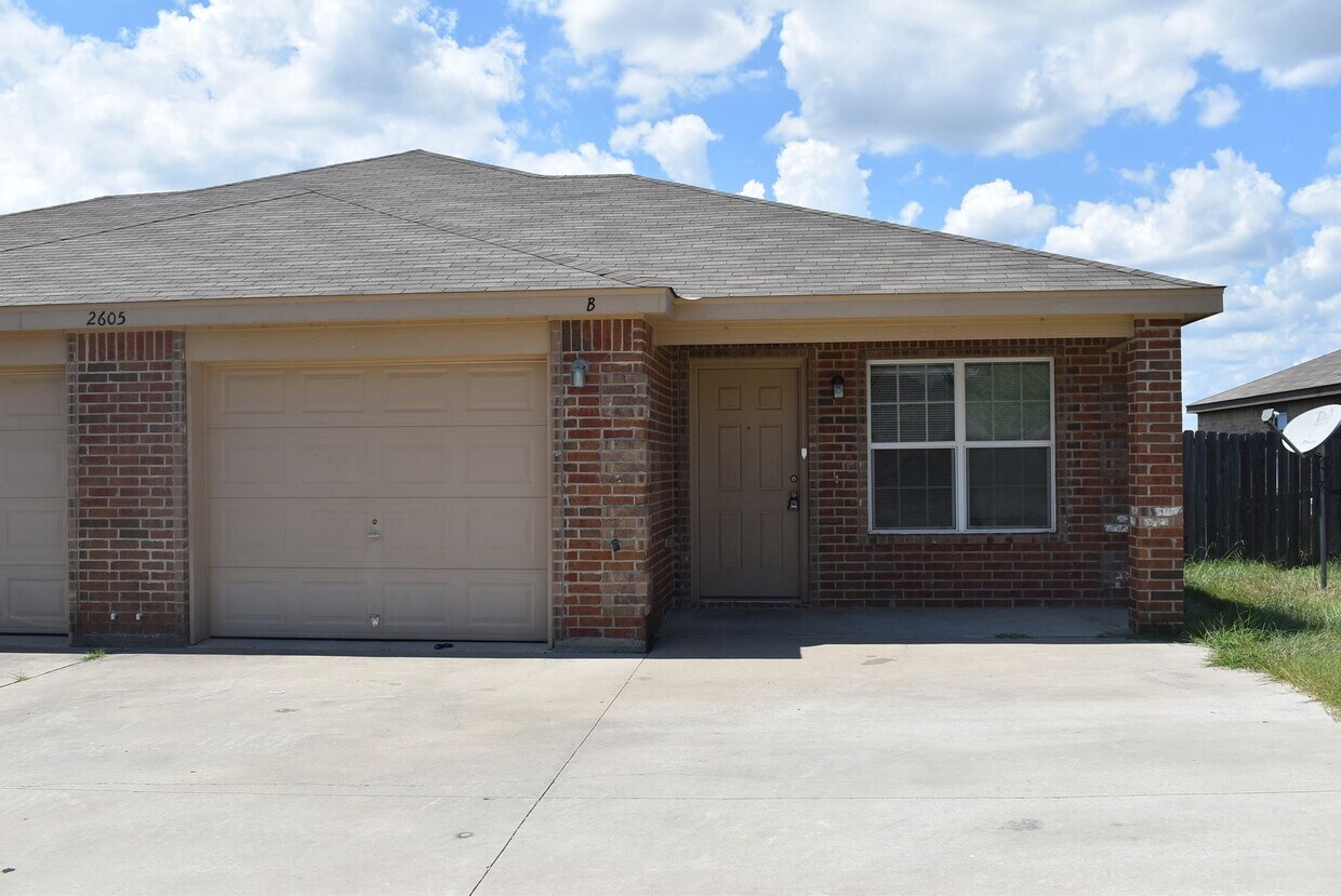 2605 Cody Poe Rd Unit B - MAKE READY, Killeen, TX 76549 - Room for Rent in Killeen, TX ...