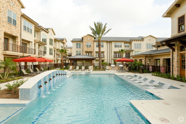 Arrabella Apartments - 10902 Katy Fwy Houston, TX | Apartments.com