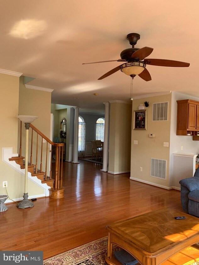 6269 Willowfield Way, Springfield, VA 22150 - House Rental in ...