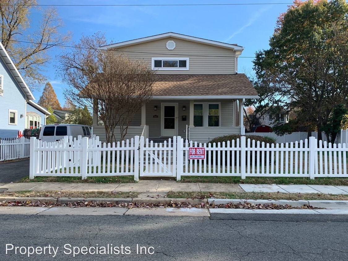 2501 Dewitt Ave, Alexandria, VA 22301 - House Rental in Alexandria, VA ...