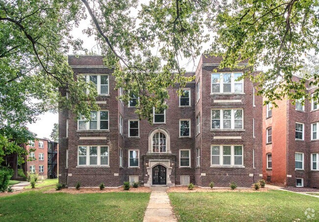 Rosedale Heights Apartments for Rent with Hardwood Floors - Saint Louis ...