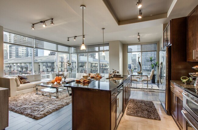 Ashton Austin Apartments - Austin, TX | Apartments.com