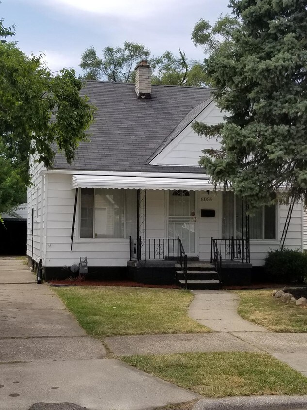6059 Minock St, Detroit, MI 48228 - House Rental in Detroit, MI ...