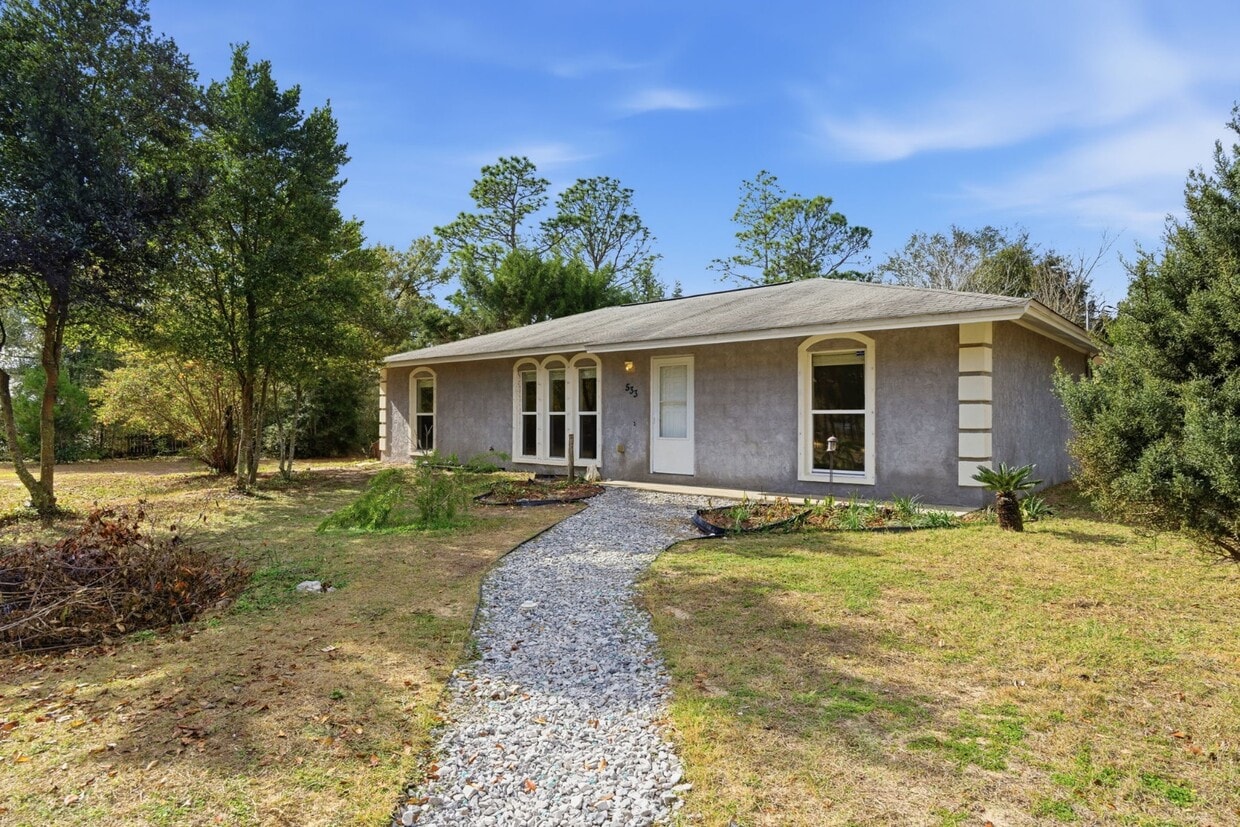 533 Joseph Cir, Southport, FL 32409 - House Rental in Southport, FL ...