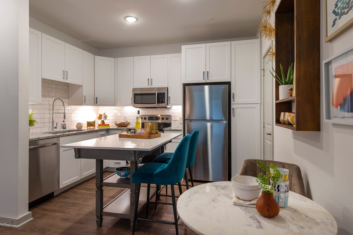 Ravella At Sienna Plantation - 5330 Sienna Pky Missouri City, TX 77459 ...