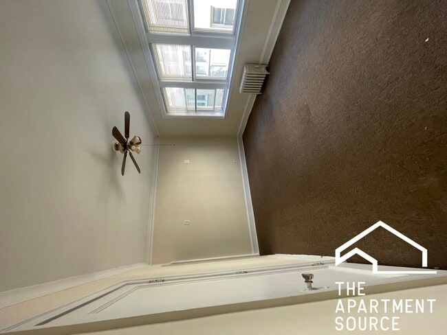 2148 Gunderson Ave Unit 217, Berwyn, IL 60402 - Condo for Rent in ...