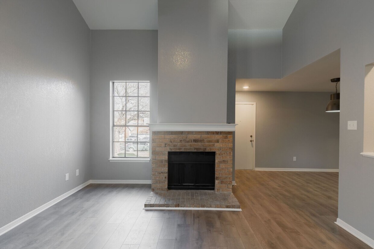 317/319-319 Rawhide Loop Unit 319, Round Rock, TX 78681 - Room for Rent ...