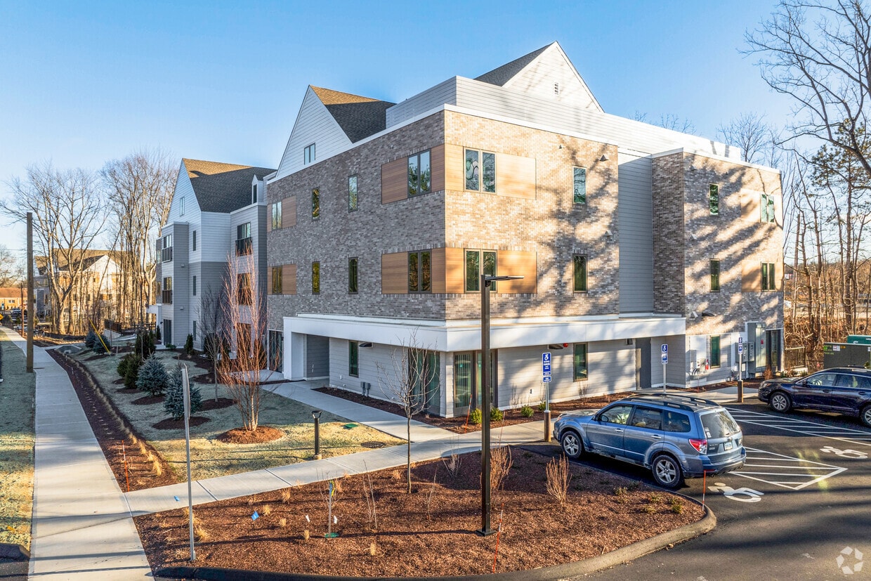 80 South - 80 South Rd Farmington, CT 06032 | Apartments.com