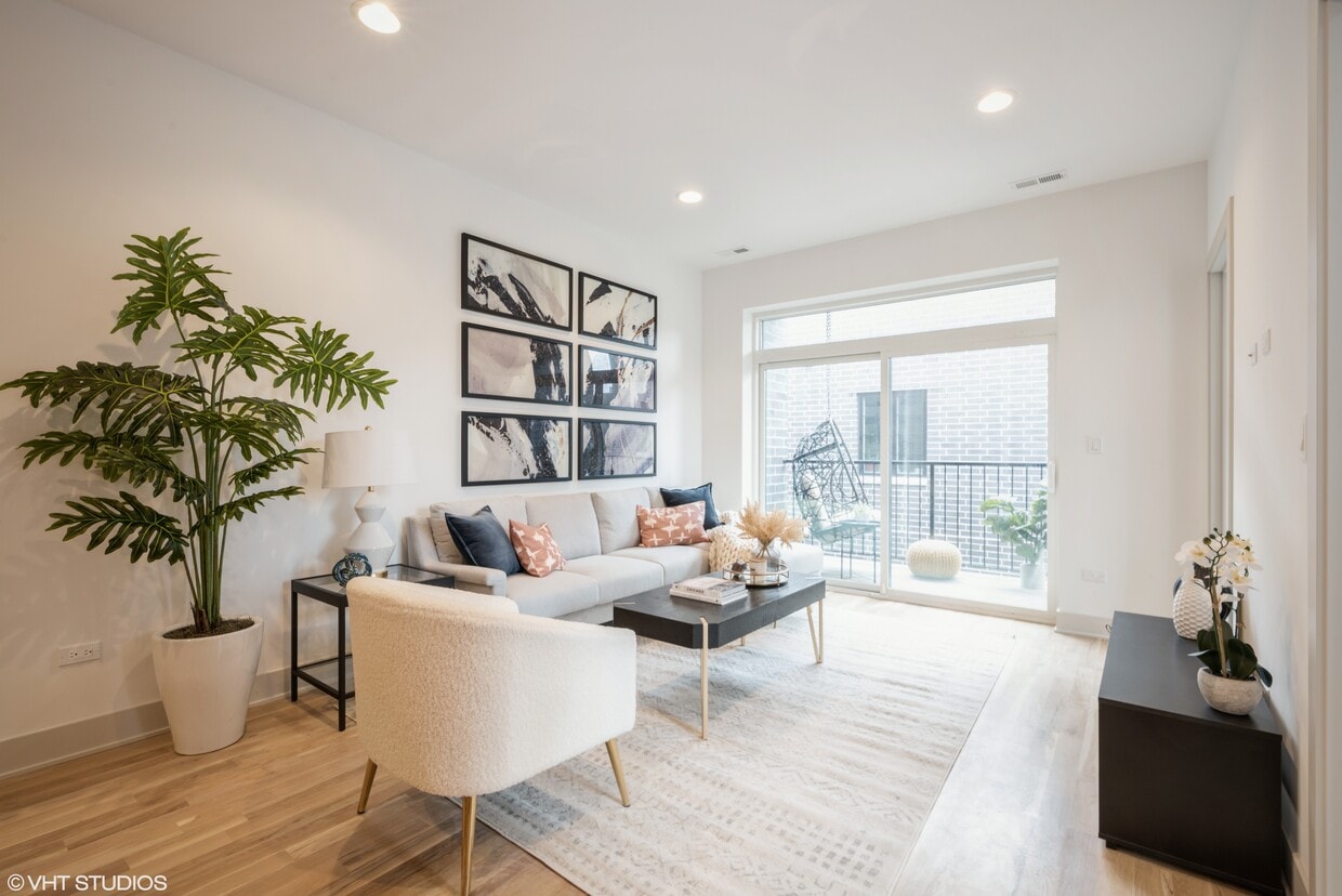 2500 N Halsted St - 2500 N Halsted St Chicago, IL 60614 | Apartments.com