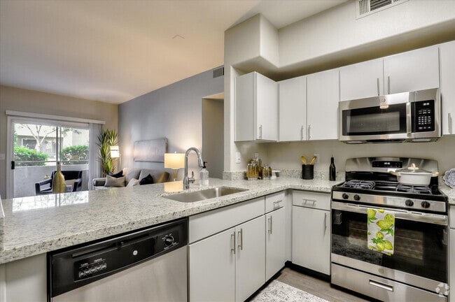 South Valley Ranch Apartments for Rent with a Garage - Henderson, NV ...