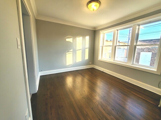 1537 E 85th Pl Unit 1R, Chicago, IL 60619 - Condo for Rent in Chicago ...