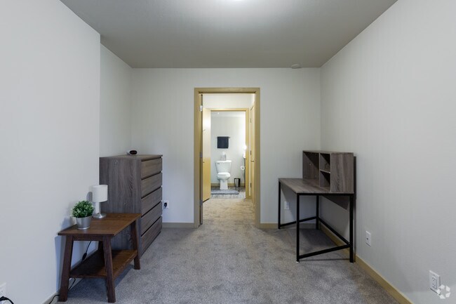 Oak Tree Apartments Apartments - Madison, WI | Apartments.com