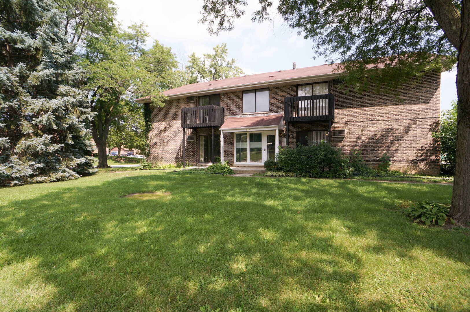 1101 Florence Ave, Westmont, IL 60559 - House Rental in Westmont, IL ...