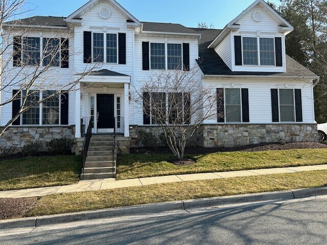18401 Forest Crossing Ct, Olney, MD 20832 - House Rental in Olney, MD ...