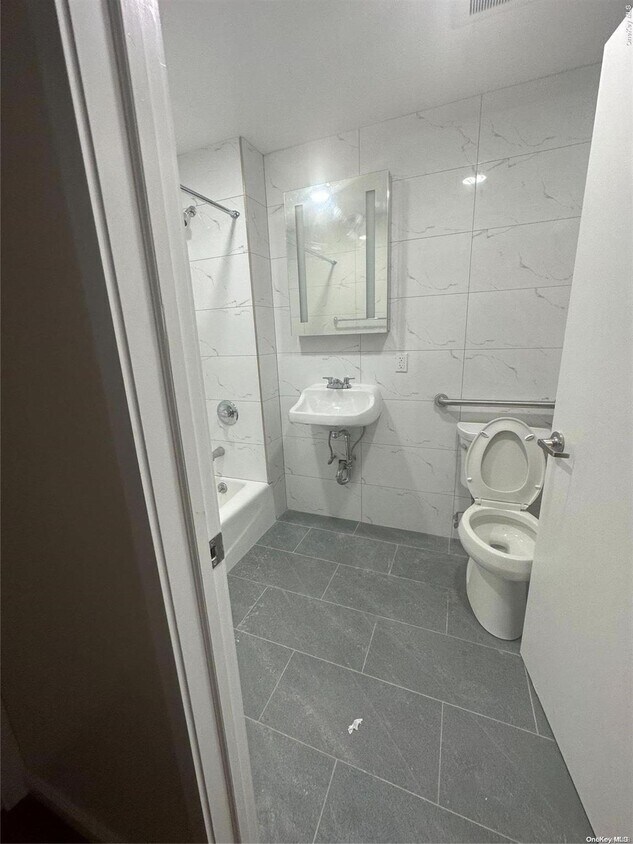 1471 Amsterdam Ave Unit 3B, New York, NY 10027 - Room for Rent in New ...