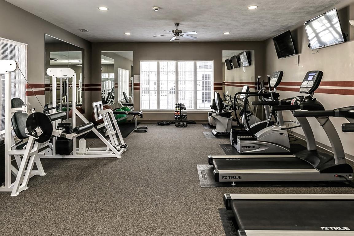 Lakeside Hills - 17040 Frances St Omaha, NE 68130 | Apartments.com
