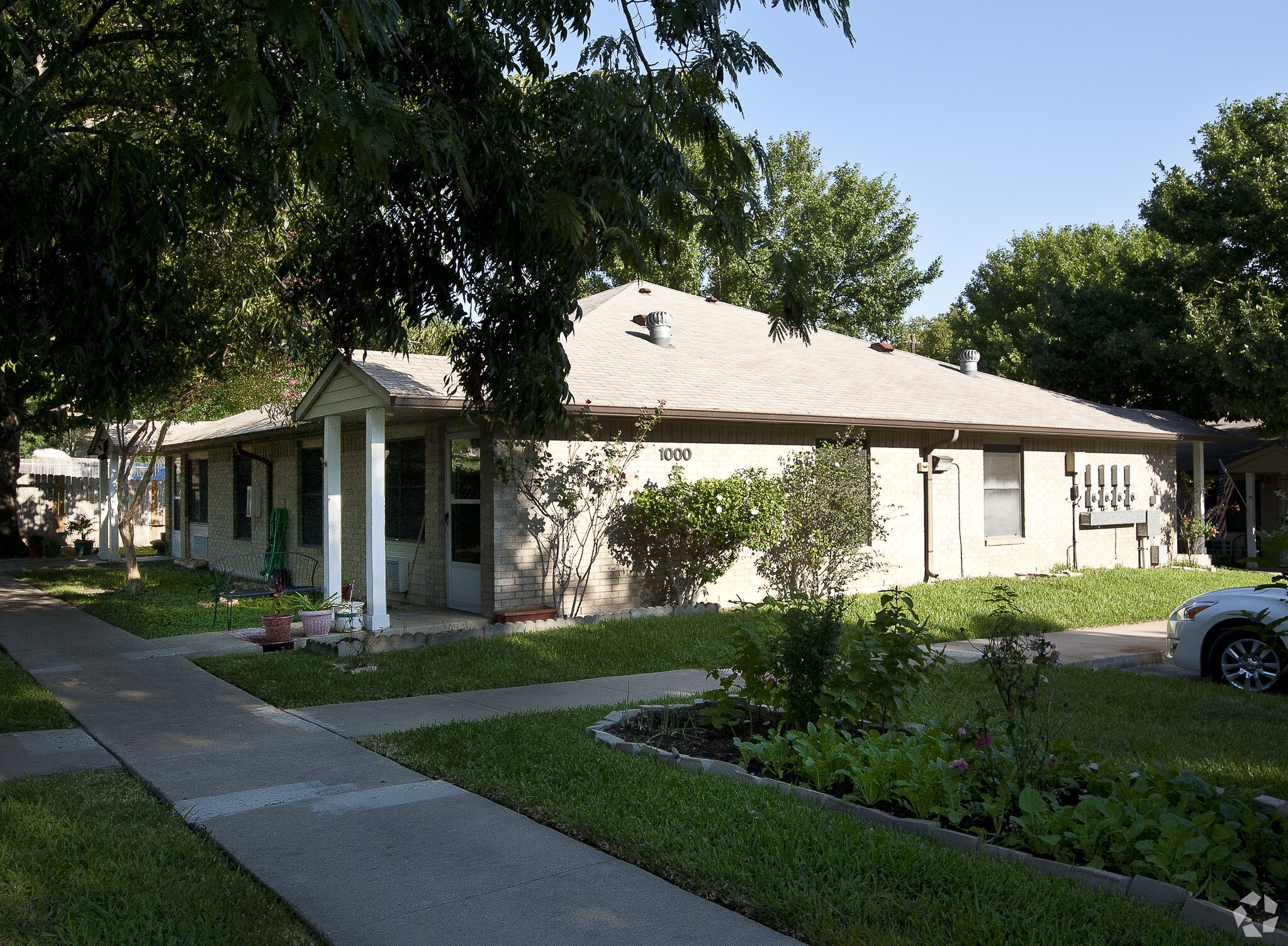 Eberthart Place - 808 Eberhart Ln Austin, TX 78745 | Apartments.com