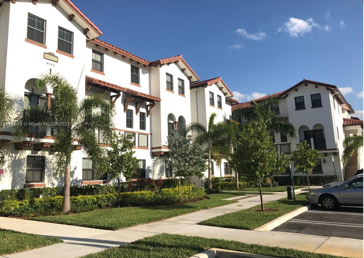 10630 NW 88th St Unit 111, Doral, FL 33178 - Condo for Rent in Doral, FL | Apartments.com