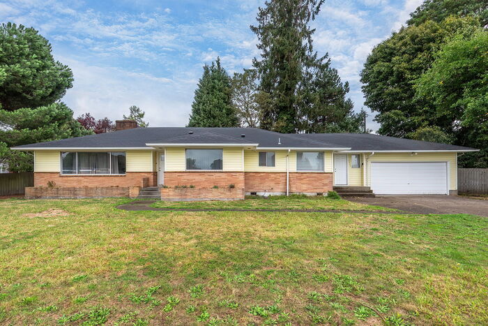 2030 Ocean Beach Pl, Longview, WA 98632 - House Rental in Longview, WA ...