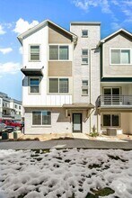 The Valley At Rainbow Ridge Apartments for Rent with Washer & Dryer ...