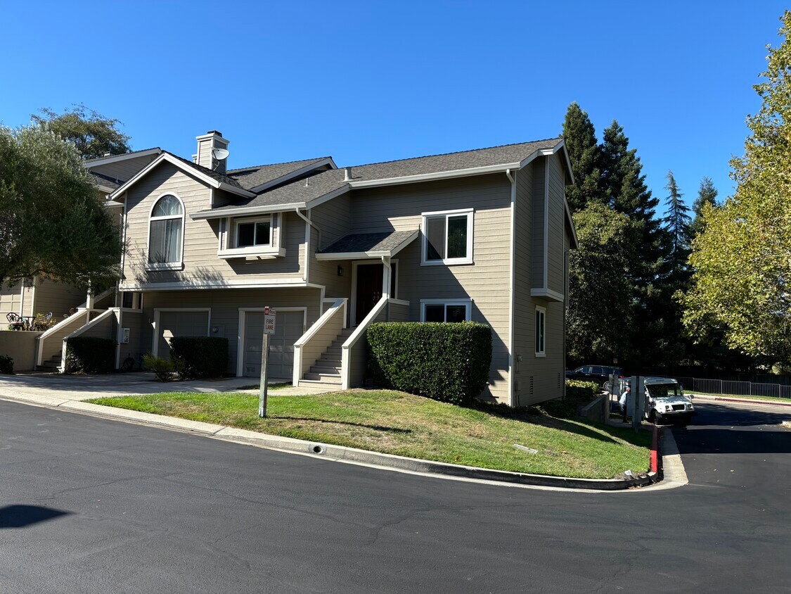 2 Arabian Way, Scotts Valley, CA 95066 - Townhome Rentals in Scotts ...