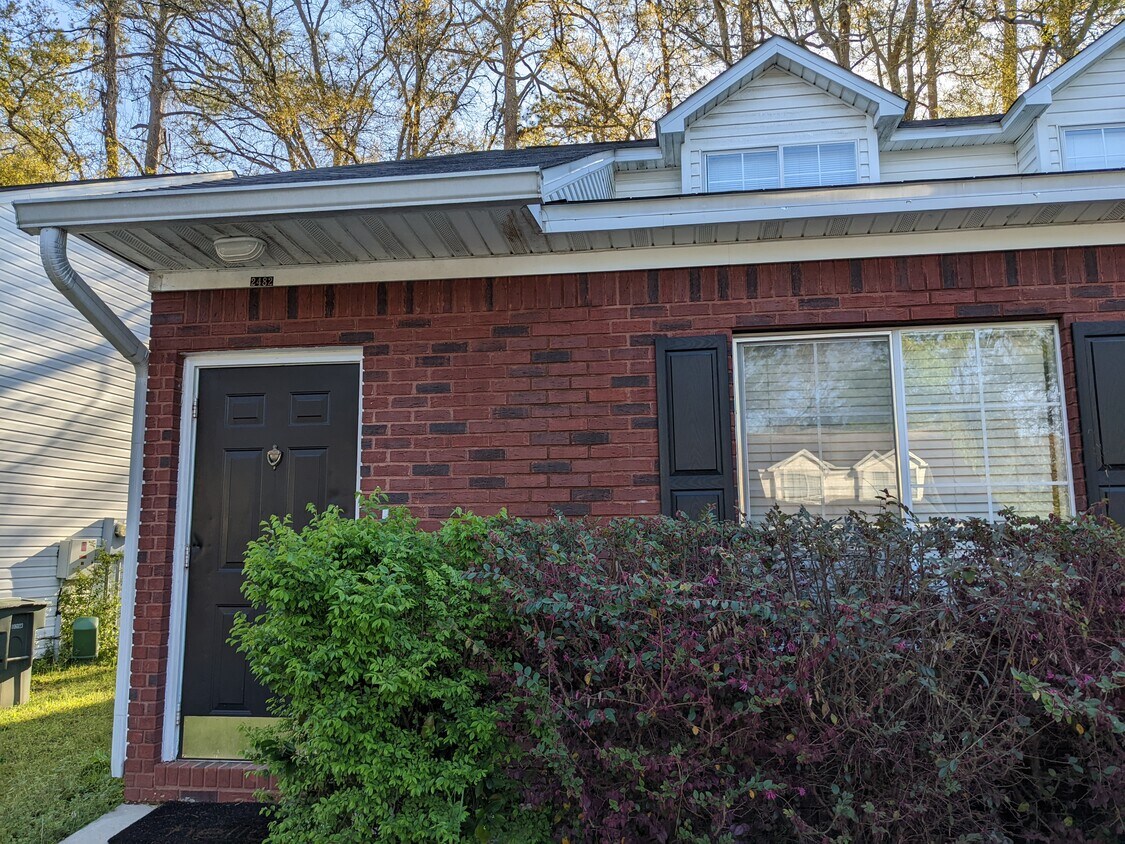 2482 Emerald Ridge Loop, Tallahassee, FL 32303 - Townhome Rentals in ...