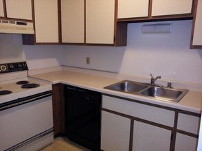 Harbor Ridge Apartments Rentals - Port Washington, WI | Apartments.com