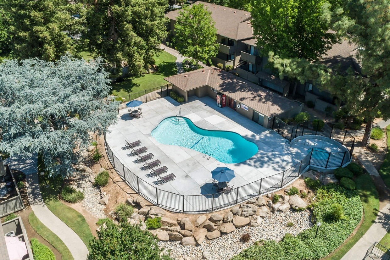 The Woodlands Apartments - 3555 W Bullard Ave Fresno, CA 93711 ...