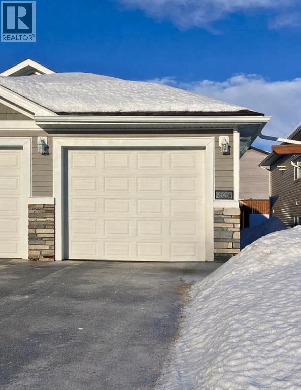 9526-9112 112 Ave, Clairmont, AB T8X 5C8 - Maison à Louer à Clairmont, AB | Apartments.com