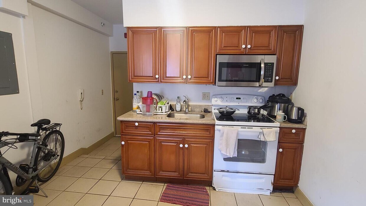 20 N 40th St Unit 22, Philadelphia, PA 19104 - Room for Rent in ...